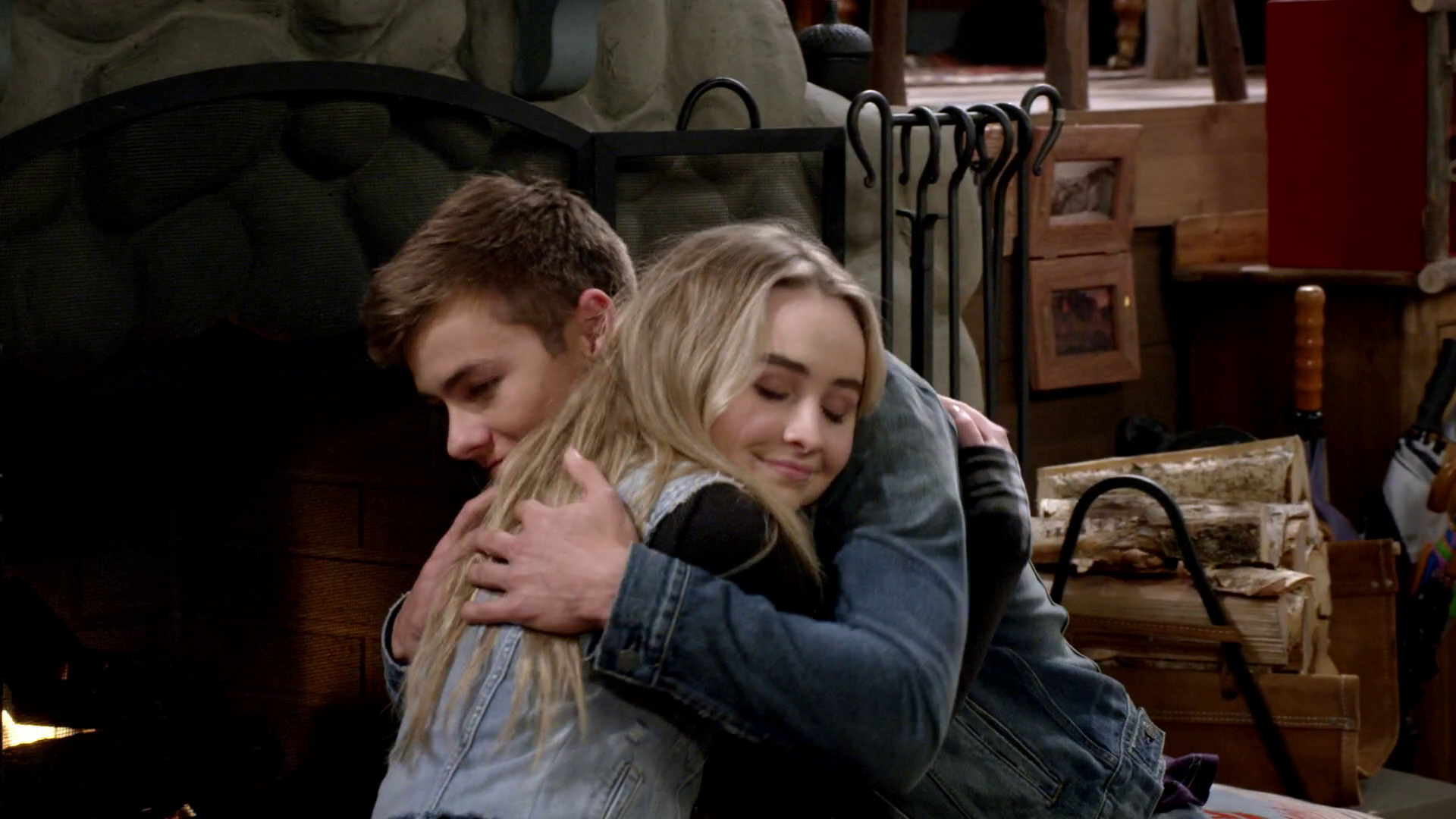 Lucas And Maya Girl Meets World Wiki Fandom Powered By Wikia