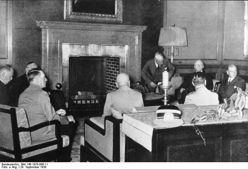 Image - Munich Conference 29.9.1938 - meeting in Hitler's study.jpg ...