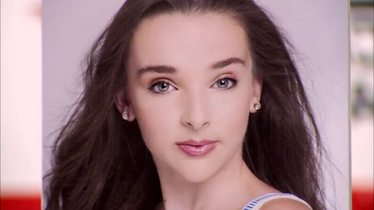 Brooke Hyland Pyramid Picture