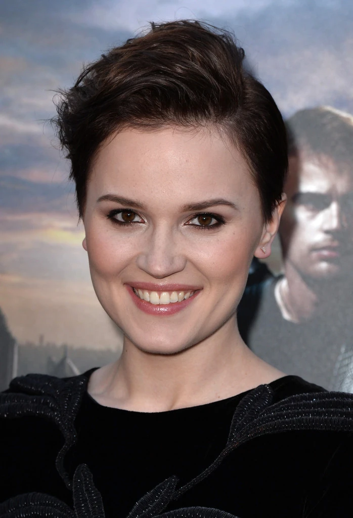 Veronica Roth | Wiki Divergent | FANDOM powered by Wikia