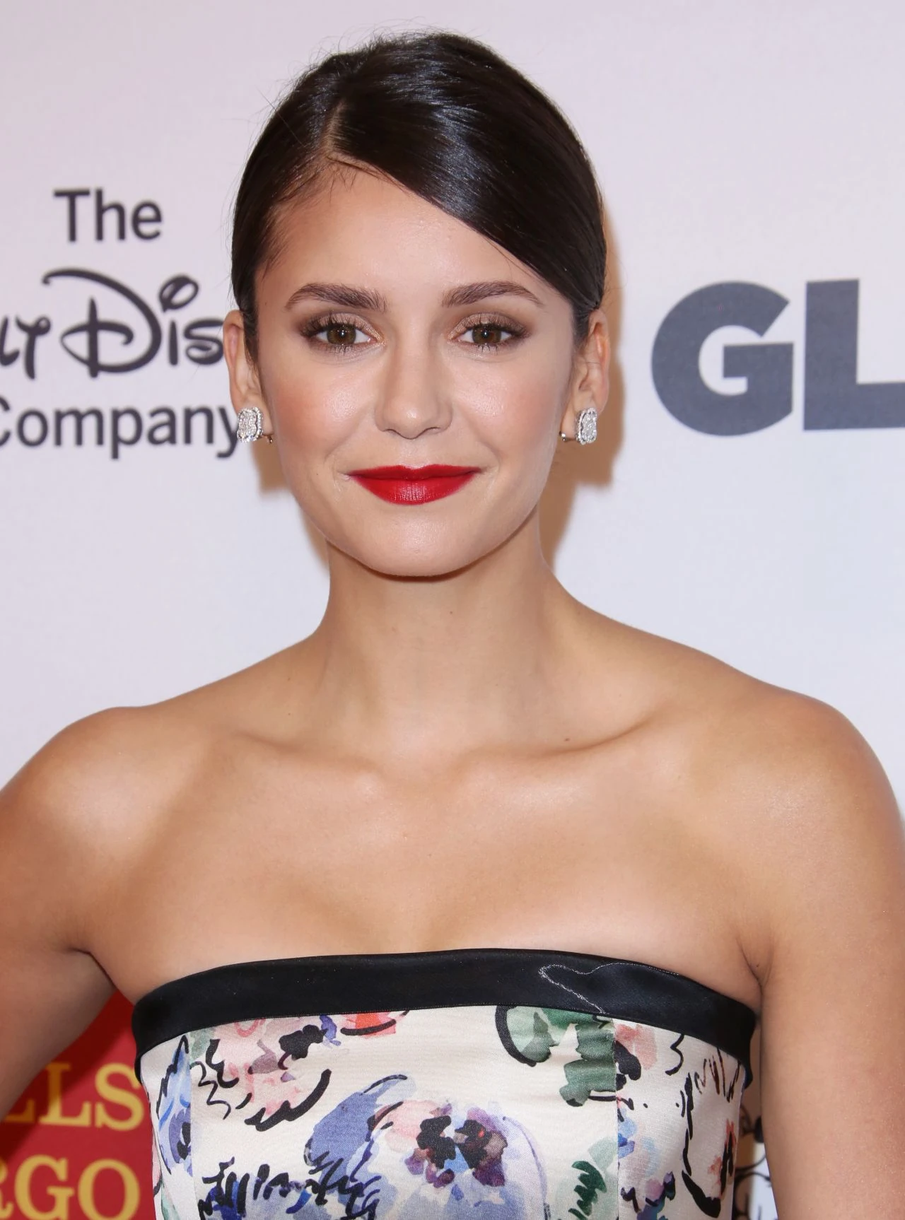 Nina Dobrev | Doblaje Wiki | FANDOM powered by Wikia