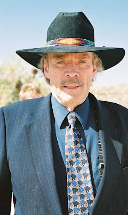 Ted Markland | Doblaje Wiki | Fandom powered by Wikia