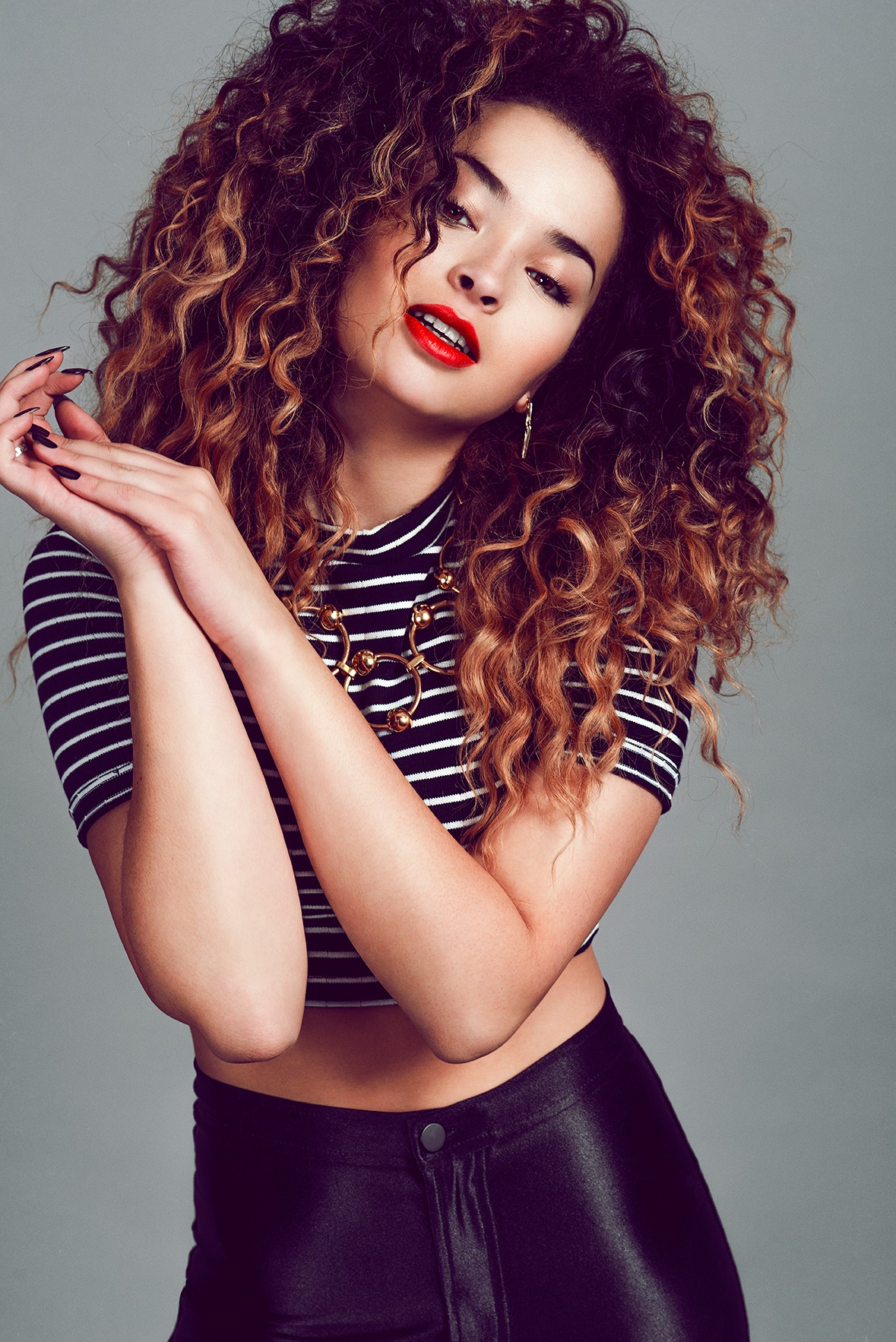Ella Eyre Little Mix Wiki Fandom Powered By Wikia