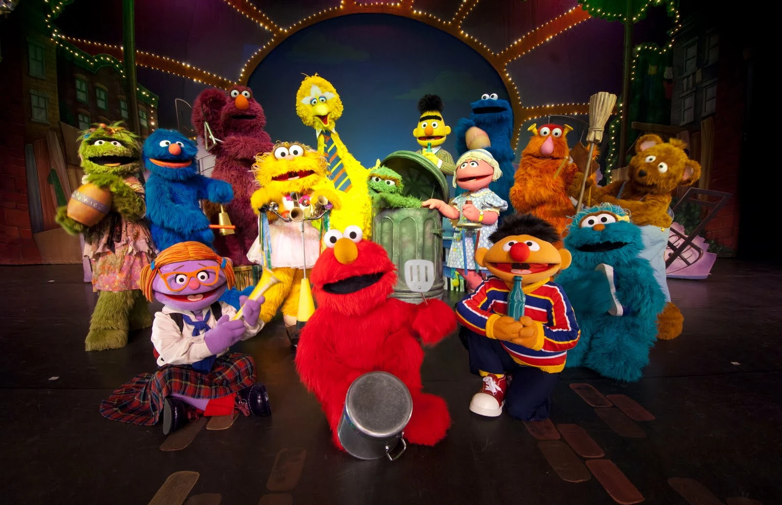 Everyone Makes Music | Muppet Wiki | Fandom powered by Wikia