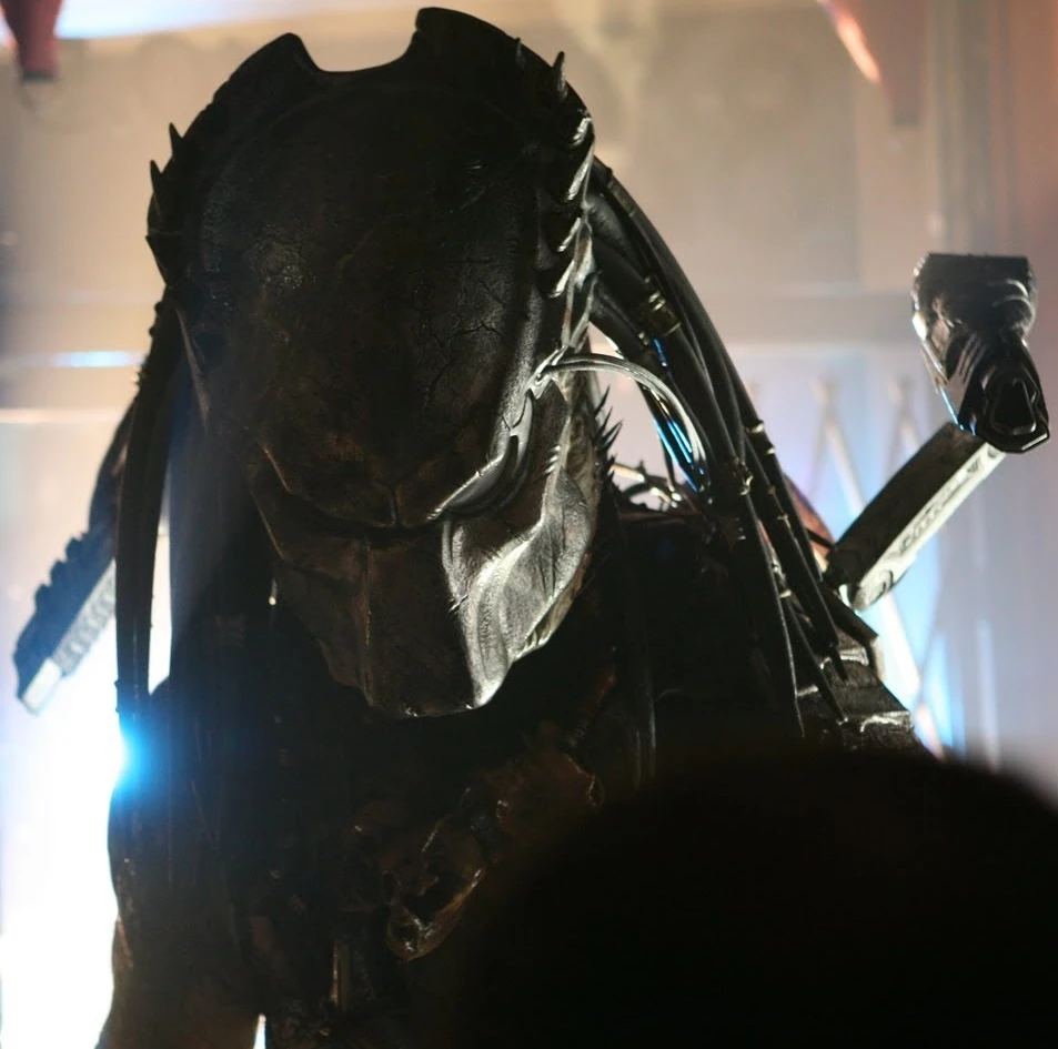 Wolf (Aliens vs. Predator: Requiem) | Heroes Wiki | Fandom powered by Wikia
