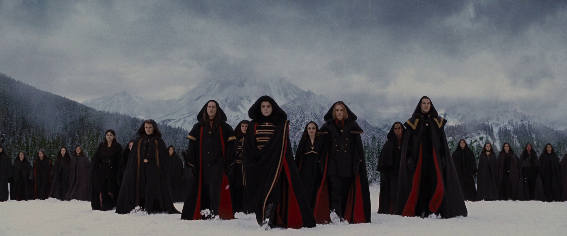 Image - Full-Volturi-Breaking-Dawn-Part-2-1-.png | Villains Wiki ...
