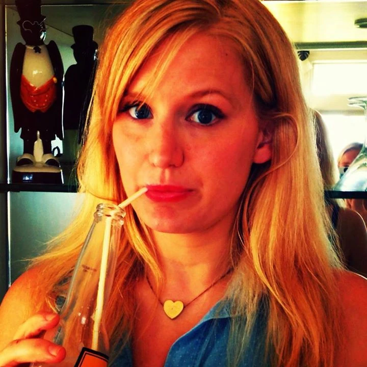 Zoe Costello Zoomers Wiki Fandom Powered By Wikia Zoomers Wiki